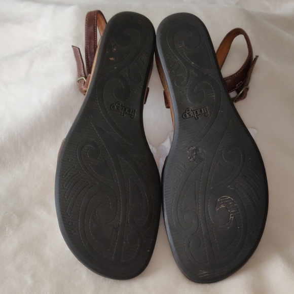 Indigo by Clarks | Shoes | Indigo By Clarks Brown Leather Sandals Sza9m ...